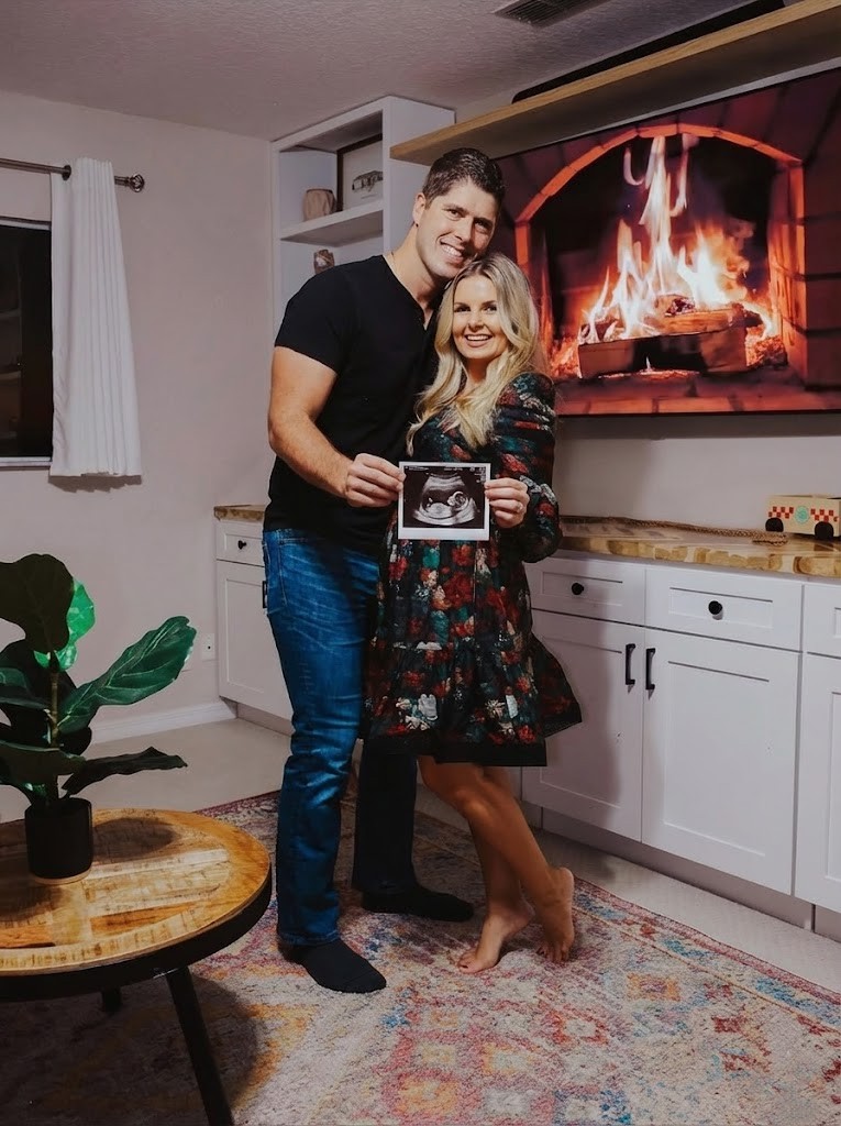 Sixth baby coming soon!!! “Bring Up Bates” Alyssa Bates and her husband ...